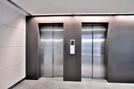 Elevator AMC Dubai